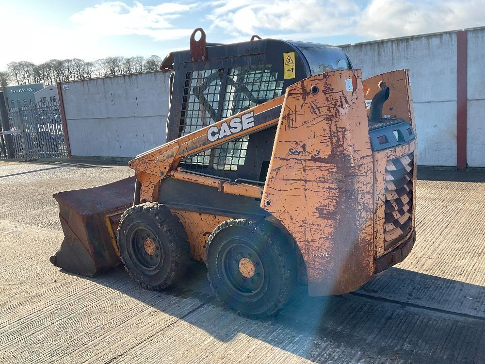 CASE 410 SERIES 3 SKID STEER LOADER | MACHINERY I T249 | Mid Ulster ...