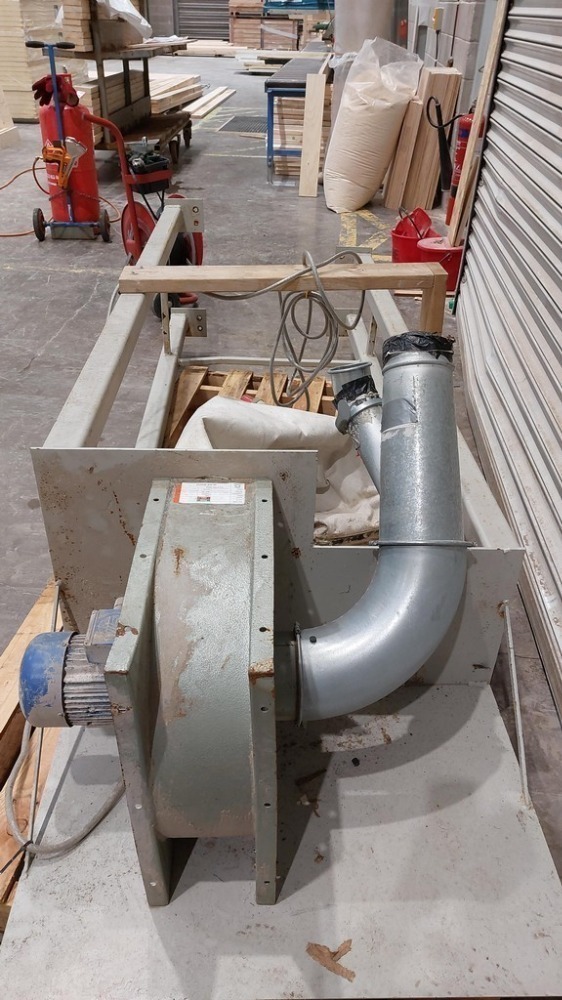 FERCELL FLY2 3 PHASE DUST EXTRACTOR ON STAND | WOODWORKING I T254 | Mid ...