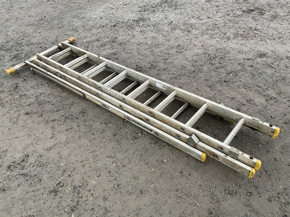 YOUNGMAN 8 THREAD TRIPLE EXTENSION ALUMINIUM LADDER | MACHINERY I T253 | Mid Ulster Auctions