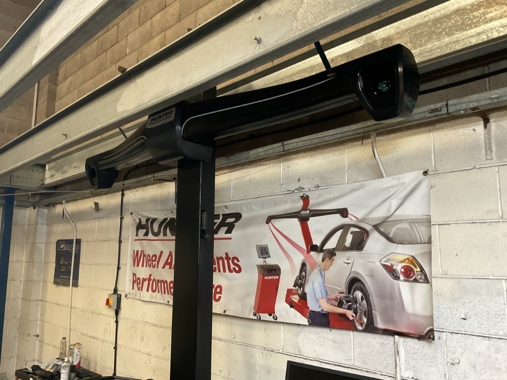 HUNTER RSMT-CKD 240v PRO ALIGN 2 LASER WHEEL ALIGNMENT | KMC TYRES I ...