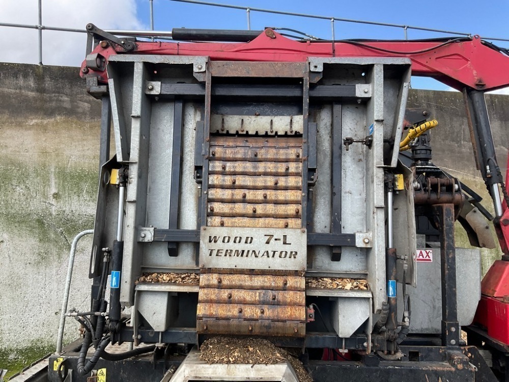 MUS-MAX WOOD 7-L TERMINATOR PTO DRIVEN TRACTOR DRAWN WOOD CHIPPER ...