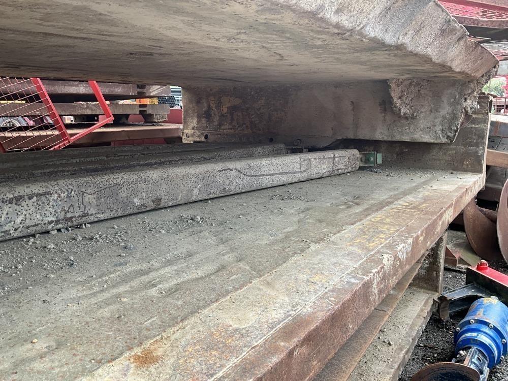 APPROX 4m x 4m MANHOLE TRENCH BOX | CP DYNES I T269 | Mid Ulster Auctions