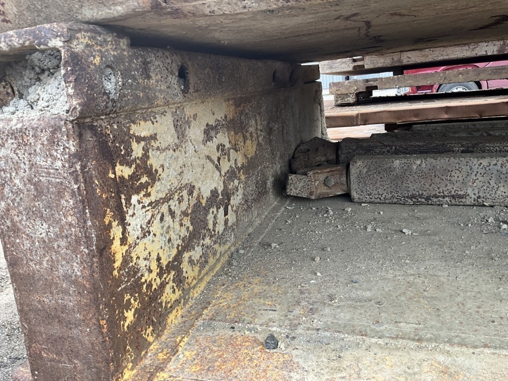 APPROX 4m x 4m MANHOLE TRENCH BOX | CP DYNES I T269 | Mid Ulster Auctions