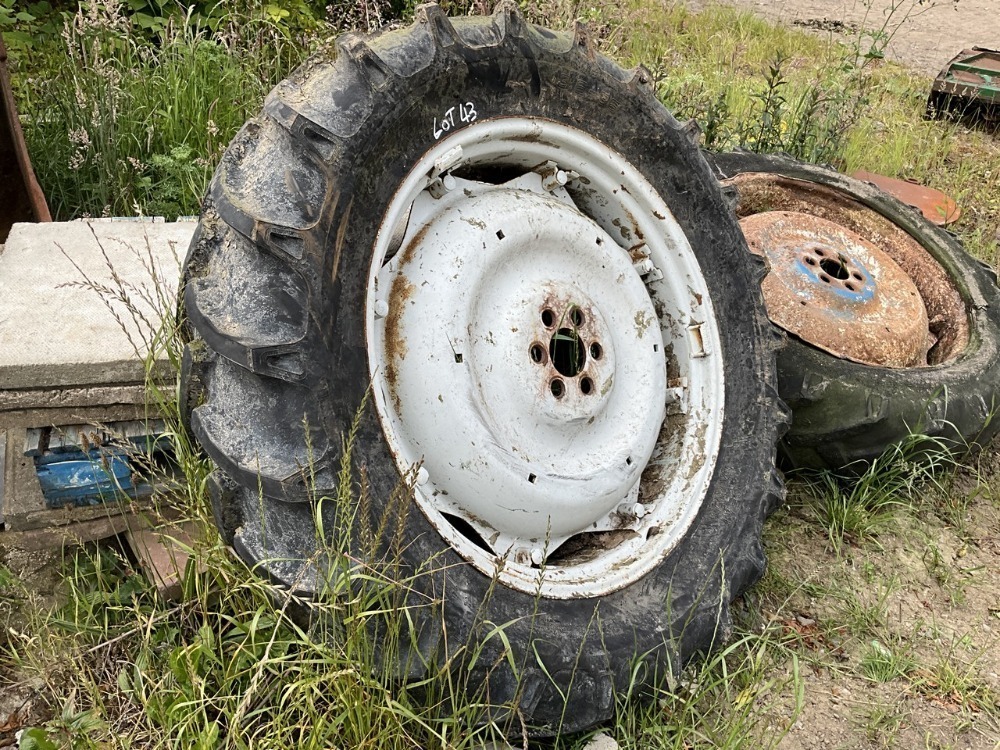 2No. 6 STUD RIMS & TYRES TO SUIT TRACTOR 13.6-36 | FARM MACHINERY I ...