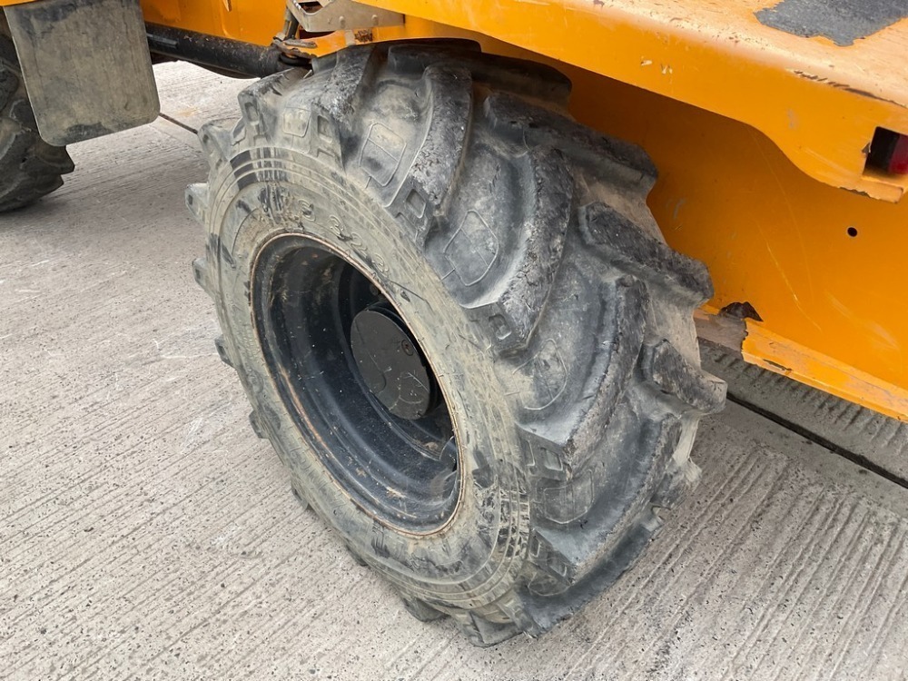 THWAITES 6 TON STRAIGHT SKIP DUMPER | MACHINERY I T282 | Mid Ulster ...