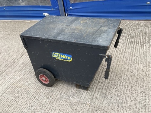 APPROX 3ft x 2ft MOBILE METAL TOOL VAULT | TOOLS I T294 | Mid Ulster ...