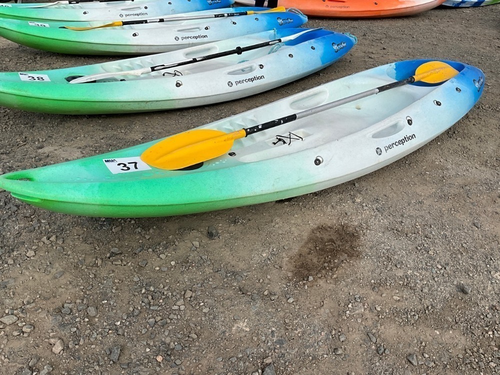 APPROX. 10FT PERCEPTION SCOOTER SIT-ON-TOP KAYAK | LEISURE I T296 | Mid ...