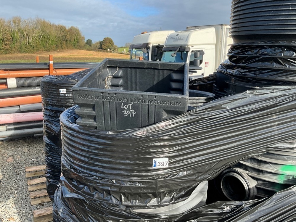 PALLET OF ASSORTED PLASTIC MANHOLE BASES & RISERS | MACHINERY I T303 ...