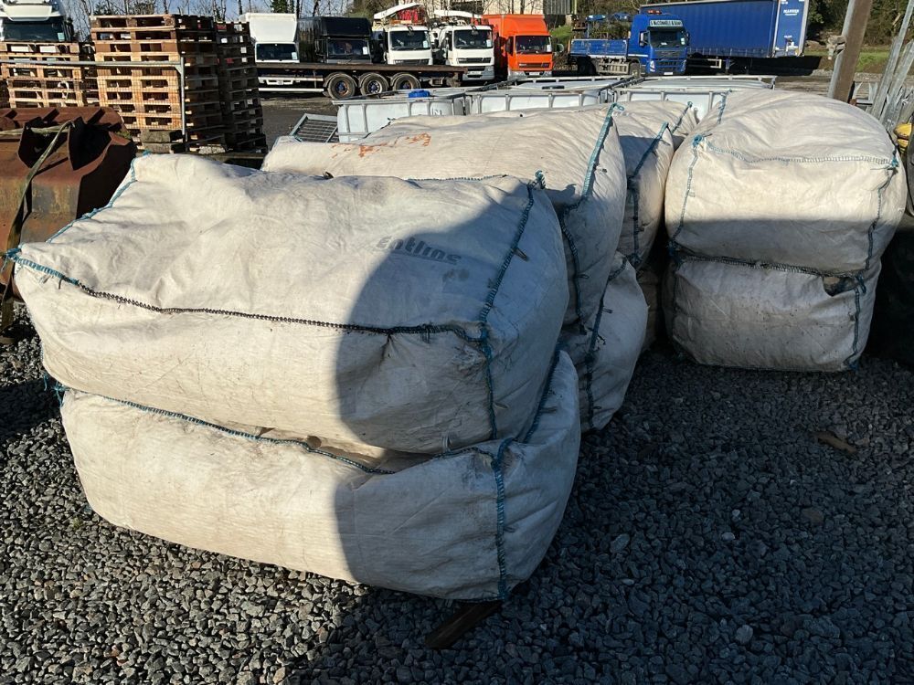 9No. SAFETY FALL ARREST BEAN BAGS | MACHINERY I T319 | Mid Ulster Auctions