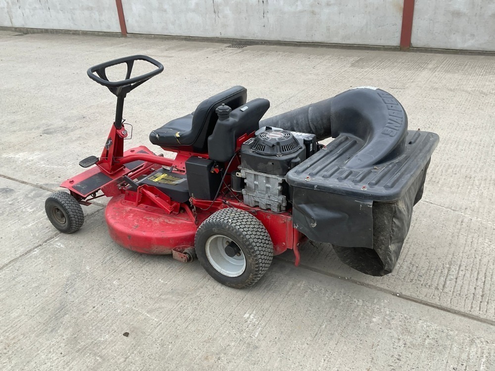 SNAPPER RIDE ON PETROL LAWNMOWER | MACHINERY I T325 | Mid Ulster Auctions