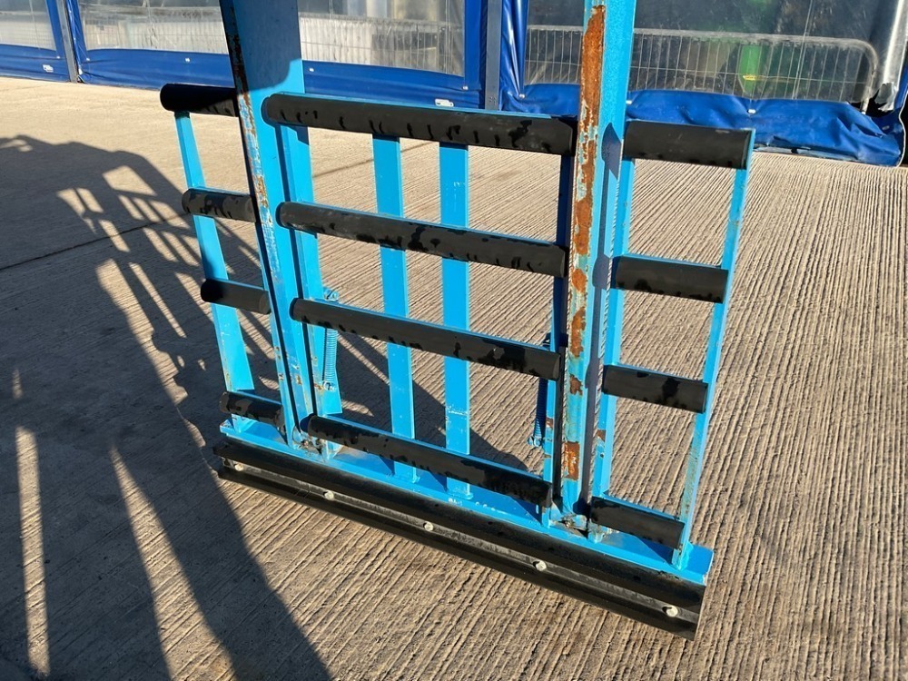 FABCON 3 TON HYDRAULIC BLOCK GRAB ATTACHMENT TO SUIT FORKLIFT ...