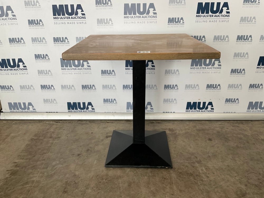 SQUARE DINING TABLE | CATERING I T184 | Mid Ulster Auctions