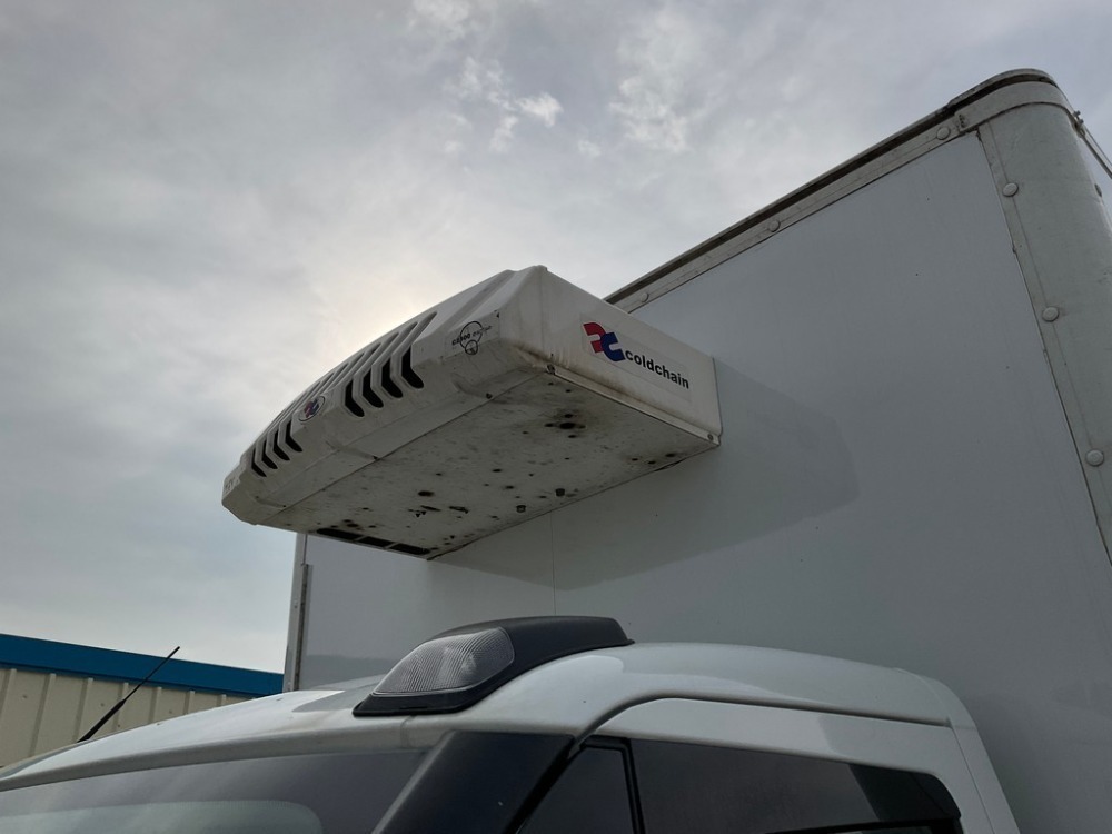 IVECO DAILY 70C18B 7.2 TON AUTOMATIC FRIDGE BOX LORRY | VEHICLES I T229 ...